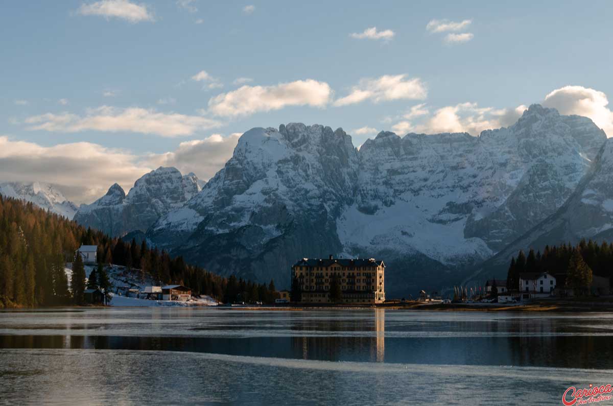 Lago Misurina, uma das maiores lendas dos Alpes da Itália