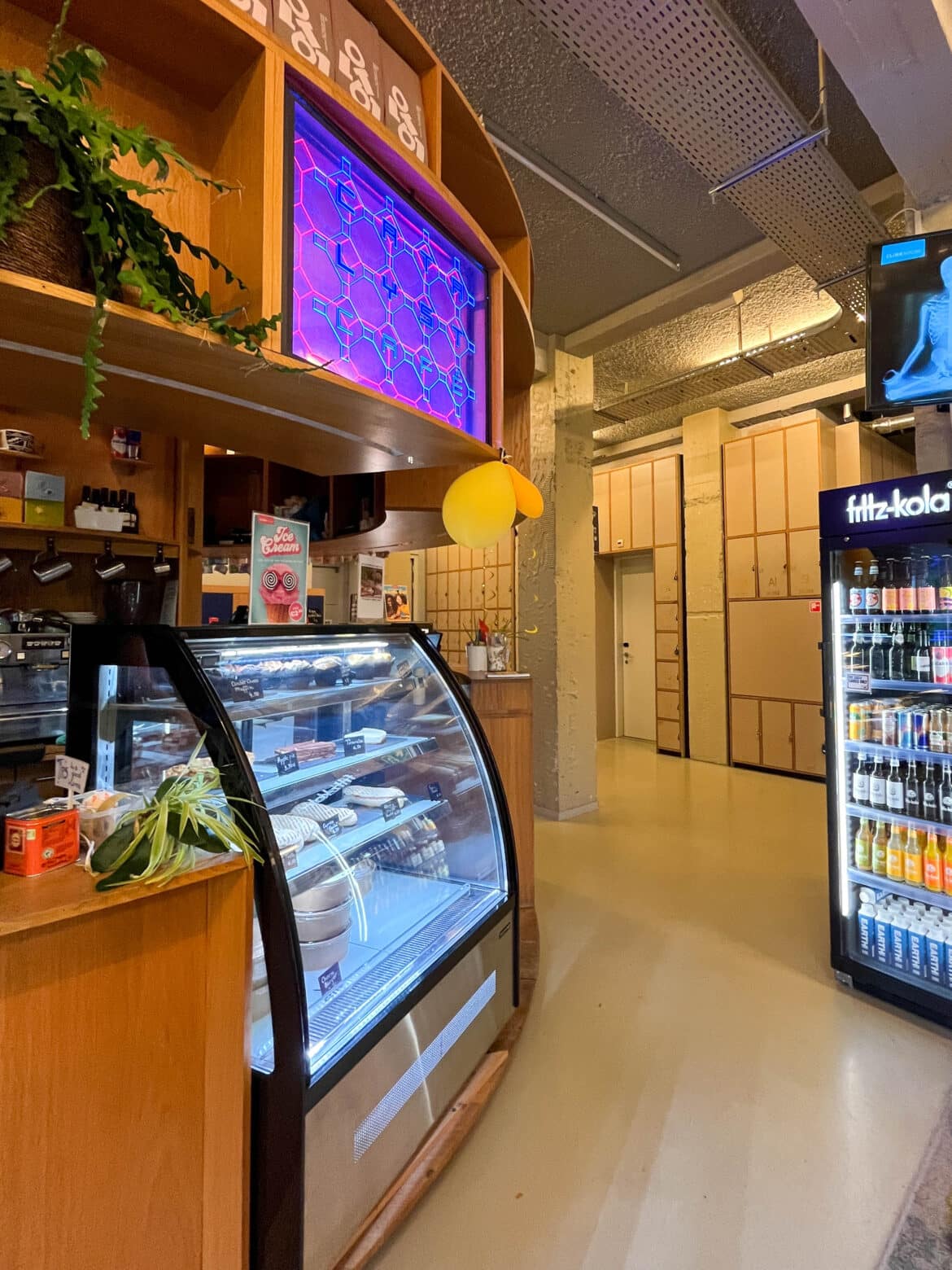 ClinkNoord Amsterdam: um dos melhores hostels da cidade